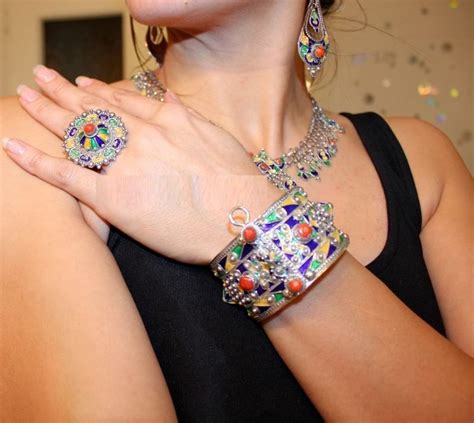 Parure en argent berbère Filigree jewelry Traditional jewelry