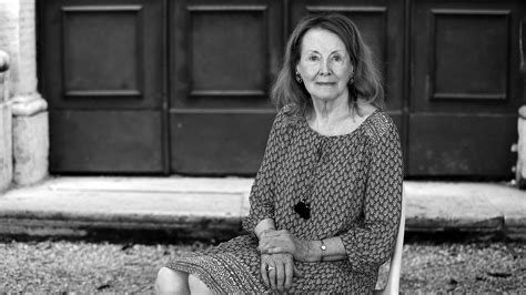 El Premio Nobel De Literatura Fue Otorgado A La Escritora Francesa