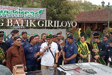 Menparekraf Nobatkan Wukirsari Bantul Sebagai Desa Wisata Terbaik