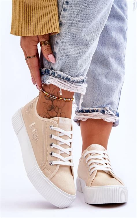 Wygodne Trampki Na Platformie Lee Cooper LCW 23 31 1808L Beżowe