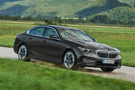 經銷端消息外流BMW 新一代 5 系列入門款預售價提前曝光 自由電子報汽車頻道