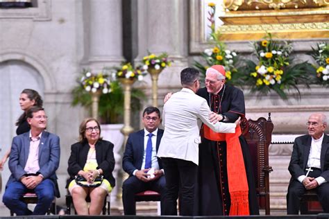 Prefeito Entra Pela Primeira Vez Na Igreja Matriz E Exalta Escolha De