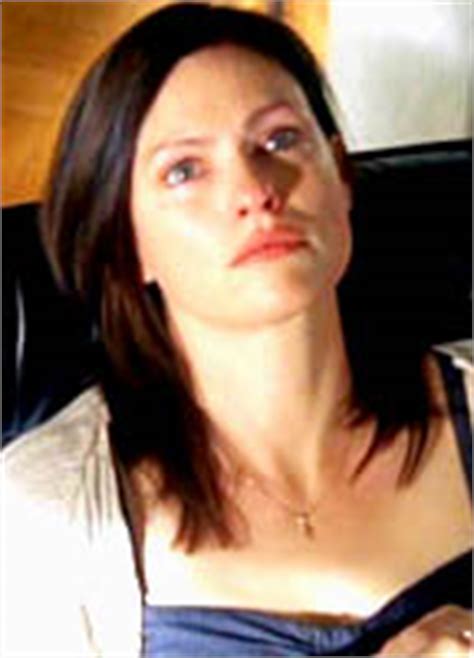 Jennifer Ulrich Nua Em Elementarteilchen