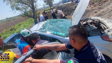 Accidente carretera León Aguascalientes hoy 15 de mayo volcadura de
