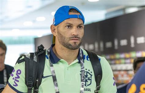 Weverton é convocado pela seleção brasileira para a vaga de Alisson