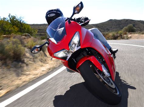 Honda VFR 800 F 2014 La Reine Des Sport GT Est De Retour Moto Station