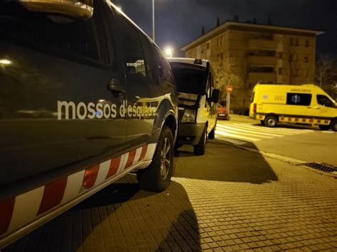 Detenidos Una Mujer Y Un Hombre Por Hurtar En Pisos De Ancianas En