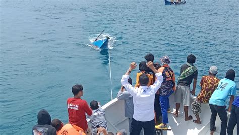 Nelayan Pangkep Hilang Saat Melaut Bangkai Perahu Ditemukan Di