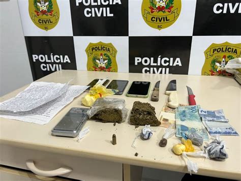 Três pessoas são autuadas em flagrante por tráfico e associação para