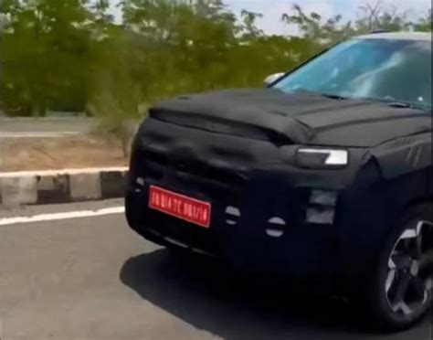 2024 Hyundai Creta Mid Size SUV Facelift Spotted Testing For The First
