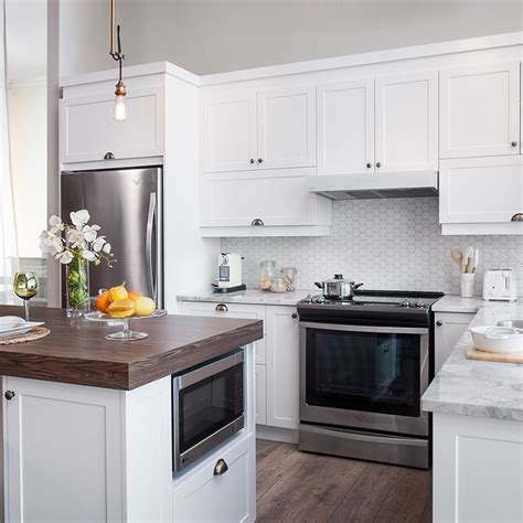 Voici un aperçu de la cuisine Hampton disponible dans l