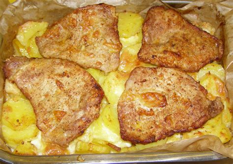 Schab Na Ziemniakach Pieczony Przepis Przyslijprzepis Pl