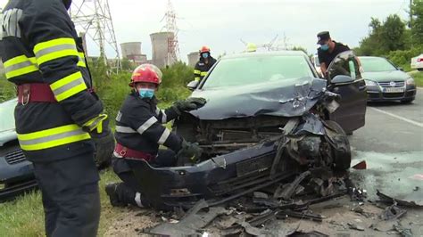 Grav accident de circulație pe DN 71 Trei copii și trei adulți au fost