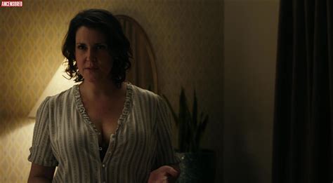 Naked Melanie Lynskey In Yellowjackets