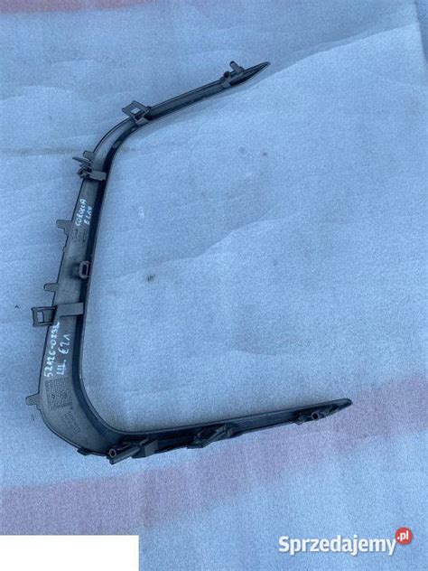Toyota Corolla E Sedan Listwa Zderzaka Lewa Kozubszczyzna