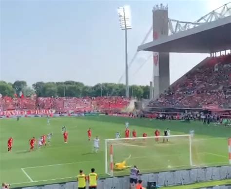 Lecce Bologna Arbitra Doveri Di Roma 1 Leccezionale Salento