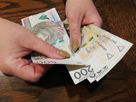 Renta z tytułu niezdolności do pracy marzec 2024 Tyle dostaniesz po