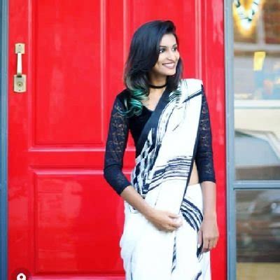 Nude On Twitter Resmi R Nair Who Wants More Only Dm Https T Co