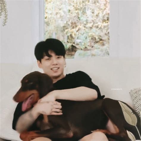 Avril On Twitter Al Parecer El Perro Que Aparece En BTS In