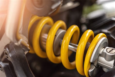 What Is The Difference Between Shocks And Struts Euro Car Tech