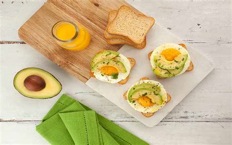 Torrada Multigrãos Abacate e Ovo Poche Receitas e Dicas do Chef