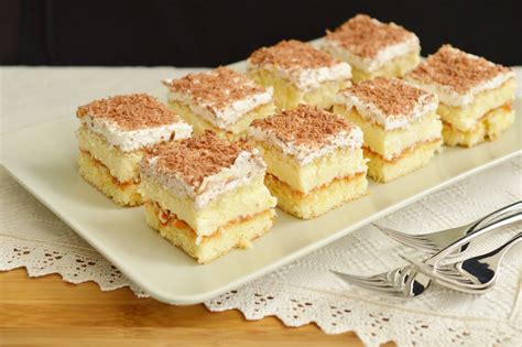 Prajitura cu crema de vanilie si caramel Rețete Papa Bun