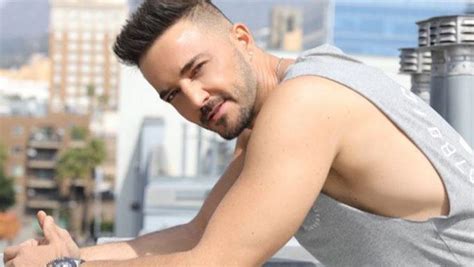 Gökhan Özen yıllara meydan okuyor Son Dakika Magazin Haberleri
