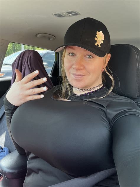 Fine Whooty McBoob It Is On Twitter Made It Out Of The House