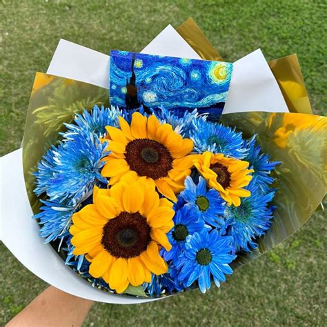 Buquê Noite Estrelada Van Gogh Floricultura Flores Doces Chapecó