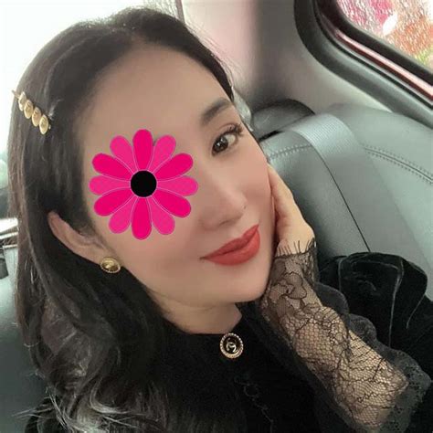 Trang Tâm B n gái l n tu i tìm tình yêu lâu dài Máy Bay Bà Già AZ
