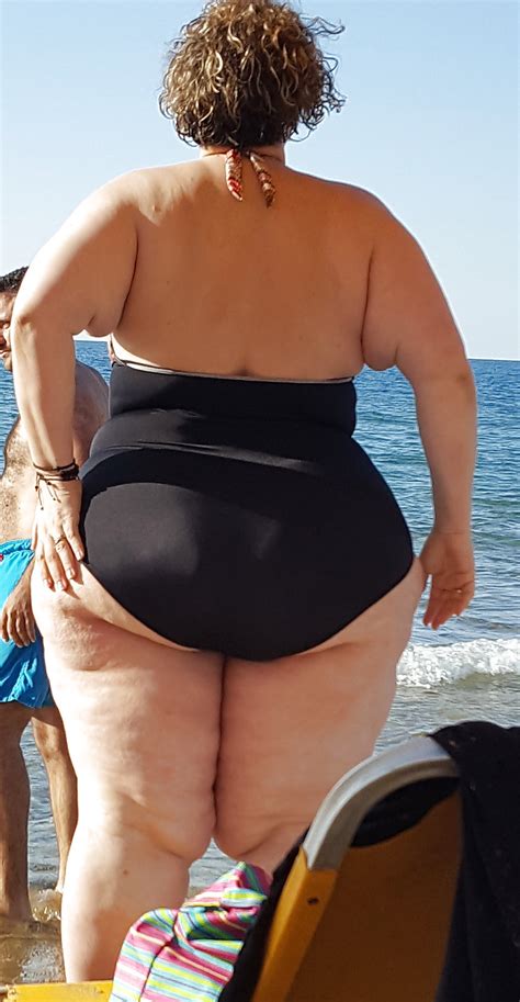 Ssbbw Mature Amateur Spied On The Beach In Swimsuit Photo 4 8