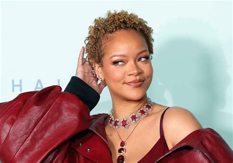 RIHANNA GIRA El Esperado Regreso De Rihanna A Los Escenarios Se