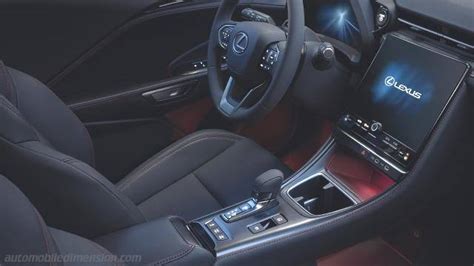 Dimensioni Lexus LBX 2024 Bagagliaio E Similari