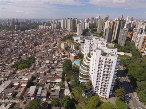 Favela do Paraisópolis bairro do Morumbi São Paulo Brasil Stock