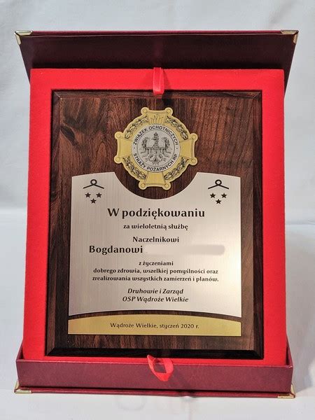 Podziękowanie dla strażaka z odznaką dyplom drewniany złożony Sklep