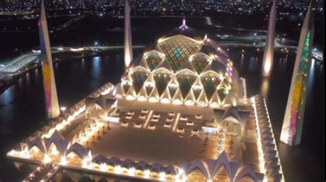 Daftar 10 Masjid Rancangan Ridwan Kamil Selain Al Jabbar Kubah 99 Di