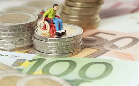 Invalidità civile pensione e svolgimento di un lavoro ecco i limiti e