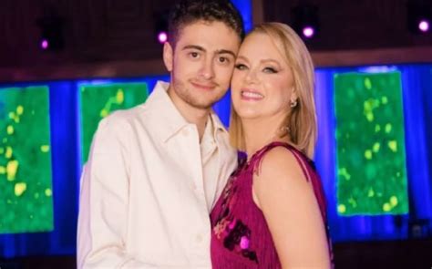 Hijo De Erika Buenfil Revela Que Luis Miguel Es El Crush De La Actriz