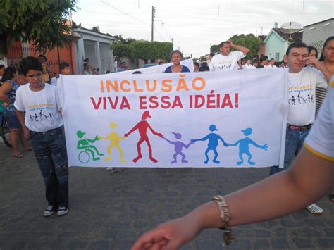 Educação Universo das Diferenças INCLUSÃO VIVA ESSA IDEIA TEMA DA