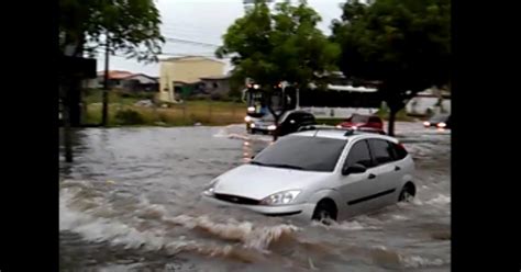 G1 Chuva provoca alagamentos e congestionamentos em Belém notícias