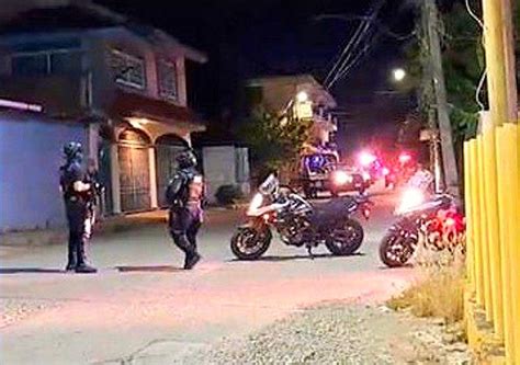 POLICÍAS BALEAN A TAXISTA EN POZA RICA