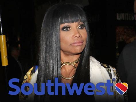 Salt N Pepas Sandra Denton Kicked Off Southwest Flight Exploring Lawsuit Ecig Canada