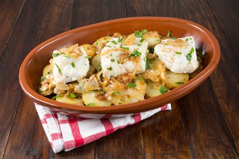 Baccalà al forno con patate ricetta abbinamenti idee e varianti