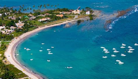 Conheça as quatro principais praias da Ilha de Itaparica
