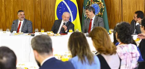 Lula governo não vai revogar novo ensino médio Brasil 247