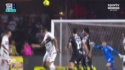 Vídeo Aos 36 min do 2º tempo chute de fora da área defendido de