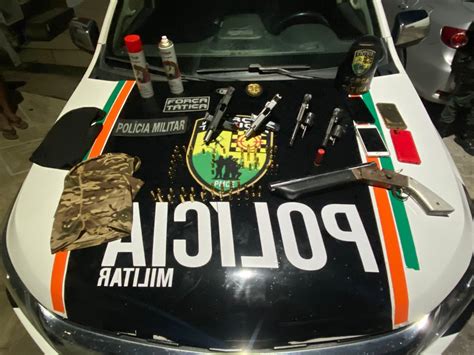 PMCE captura quatro suspeitos cinco armas em Caucaia Polícia Militar