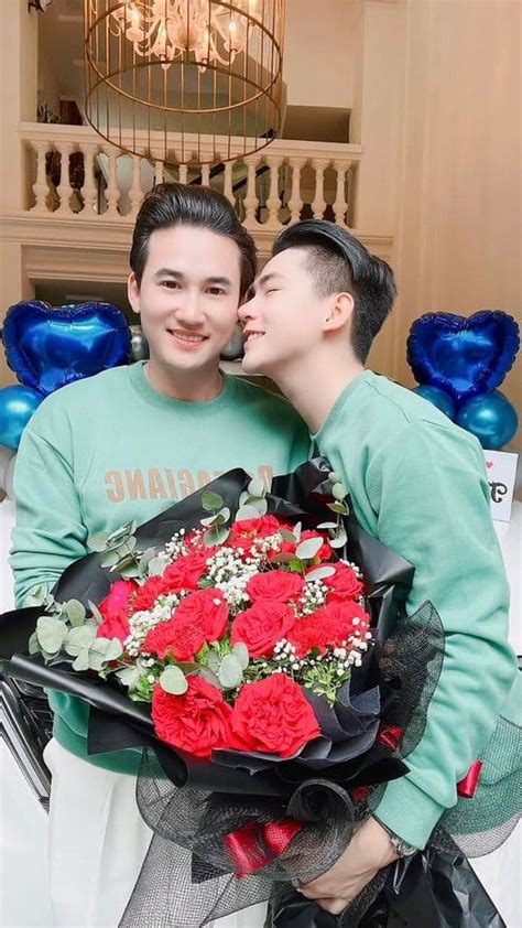Bị 1 đồng nghiệp mỉa mai công khai giới tính nên không được mời làm