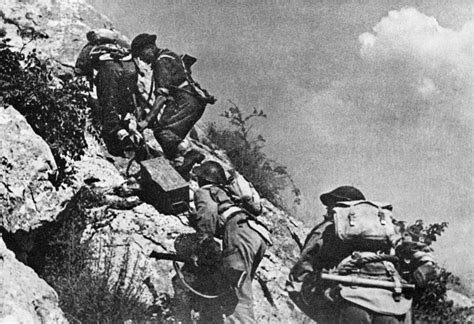 Anders Army Wladyslaw Anders The Polish II Corps Warfare History