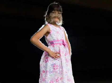 Public Buzz Découvrez la fille la plus poilue de la planète Public